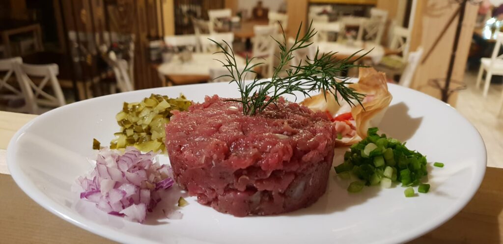 Biftec Tartar – Bucatarul Meu